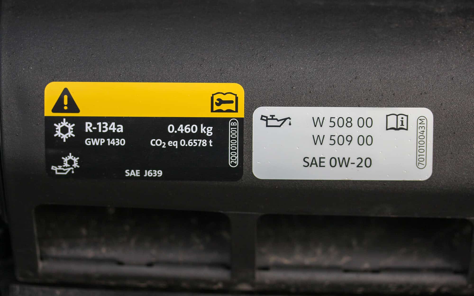 The Importance of Proper Automotive Labels and Application